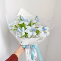 China 57*57cm Fashion Tulip Ouya Paper Waterproof Floral Flower Packaging Paper for sale