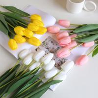 China Artificial flowers with a wet feel, high-end texture, tulip home decoration ornaments, photography props, Lafite tulip artificial flowers for sale