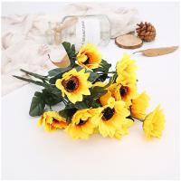 China The new seven-headed sunflower product, the small bouquet, is a popular cross-border bestseller for home living room decoration for sale