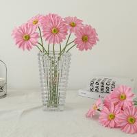 China Three pieces of faux silk fabric made of summer chrysanthemum artificial flowers for home wedding decoration, with a high-end feel, are finished faux flowers for sale