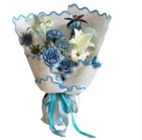 China 57*57cm Wave Wind Flower Paper Waterproof Floral Flower Packaging Paper Shipping Time 30-45 Days for sale