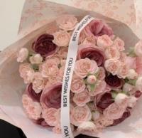 China Florist Wrapping Bouquet Packing Paper 3D Cotton Key Paper Star River Rose Love Flower Packaging Paper for sale