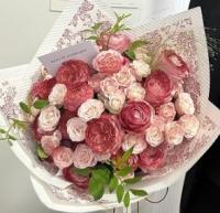 China Florist Wrapping Bouquet Packing Paper 3D Cotton Key Paper Star River Rose Love Flower Packaging Paper for sale