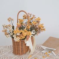 China Simulated flower autumn single small Daisy home decoration dining table bouquet decoration item shooting prop for sale