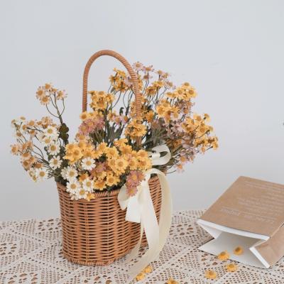 China Simulated flower autumn single small Daisy home decoration dining table bouquet decoration item shooting prop for sale