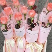 China Mother's Day single flower wrapping paper, single rose bouquet packaging bag, carnation flower wrapping paper, single bag for sale