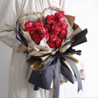 China Waterproof Gold Paper Plastic Flower Packaging Paper Dual-Color Film for Valentine's Day Bouquet Gift Packaging Materials for sale