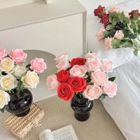 China Real rose bouquet, single fake flower, home decor, living room dining table decoration, wedding hall flower arrangement, decoration, flower arrangement for sale