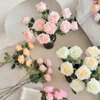 China Real rose bouquet, single fake flower, home decor, living room dining table decoration, wedding hall flower arrangement, decoration, flower arrangement for sale