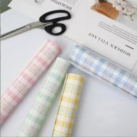 China Two-color checkered retro Ouya paper-wrapped flower paper checkered gift flower packaging bouquet wrapping paper wholesale materials for sale