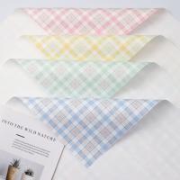 China Two-color checkered retro Ouya paper-wrapped flower paper checkered gift flower packaging bouquet wrapping paper wholesale materials for sale