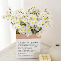 China Daisy bouquet with fake flowers, European style living room dining table flower arrangement decoration, dried chamomile bouquet, wild chrysanthemum imitation flowers for sale