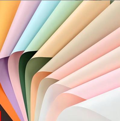 China Wholesale Flower Wrapping Paper, Two-color Waterproof Ouya Paper, Flower Bouquets, Gifts, Flower Shop Packaging Materials, Gift Wrapping Paper for sale