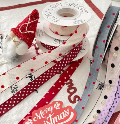 China DIY Packaging Essentials White Polka Dot Ribbon Man-Made Bow Tie and Floral Arrangement for sale