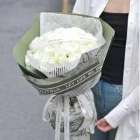 China Classical Printed DIY Waterproof Floral Flower Packaging Paper for Florist Wrapping in Many Colors Waterproof and Durable for sale