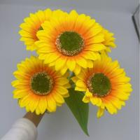 China Simulated Flowers Sunflower Fake Flower Bouquet Sunflower Handkerchief Flower Bouquet Wedding Hotel Decoration Flowers for sale