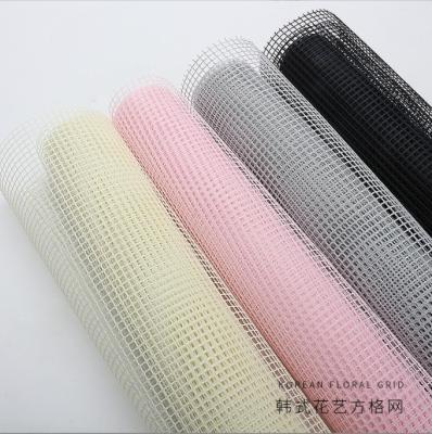 China 50*50cm Paper Korean-style Floral Art Square Net for DIY Handmade Flower Bouquet Lining for sale