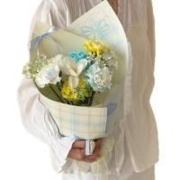 China 57*57cm Simple Grid Bouquet Packing Paper DIY Florist Wrapping for Floral Packaging for sale
