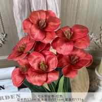 China Seven Head Tulip Simulation Fake Flower Handmade Bouquet Wedding Decoration with Silk Flower Artificial Flower Wedding Decoration Floor Flower Arrangement for sale