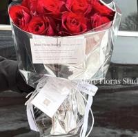 China Waterproof BOPP Silver Reflective Metal Mirror Florist Wrapping Paper Floral Flower Bouquet Packing Paper for sale