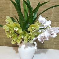 China Supply 5 artificial flower bouquets for decoration with film high simulation creativity for sale