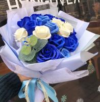 China Valentines Day Soap Flower Artificial Rose Handmade Bouquet Creative Birthday Gift for sale