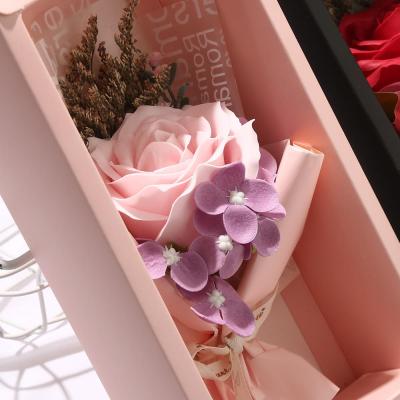 China Modern Handmade Luxury Scented Preserved Plastic Rose Bouquet 25*25*28cm Gift Ornament for Mother's Day Valentine Gifts for sale