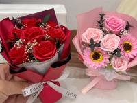 China Valentine's Day Gifts Soap Flower Bouquet Birthday Friends Gift Rose Flowers with Box 17cm for sale