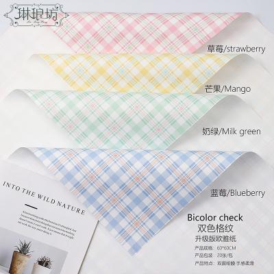 China CMYK Printed Flower Bouquet Wrapping Paper Waterproof 70gsm Weight for sale