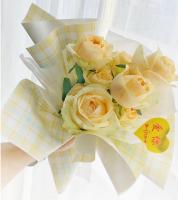 China Bicolor Check Flower Wrap Sheets 58cmX58cm Plastic Film Creative for sale