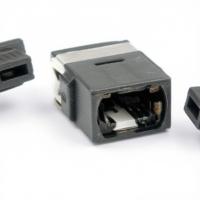 China Fiber optic MPO coupler L-com FOA-MPOB featuring low insertion loss and convertible polarization key for sale
