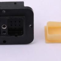 China Wire to wire housing DEUTSCH DRC12-24PA featuring 24 positions sealable design and black PPS GF material for sale