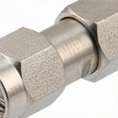 China SMA Male to RP-SMA Male Adapter L-com LCAD91259 with MIL-G-45204 Certification and Frequency Range up to 18 GHz for sale