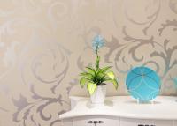 China Removable Creamy White Embossed Wallcovering Leaf Pattern for Living Room for sale