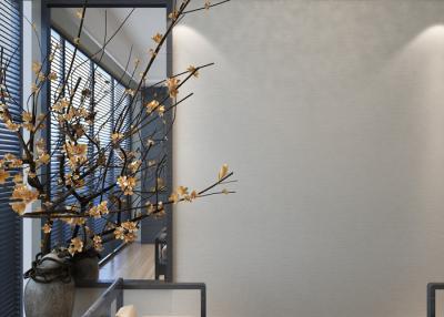 China 0.53*10M Simple White Washable Vinyl Wallpaper , Fashion Wallpaper for Bbedrooms for sale