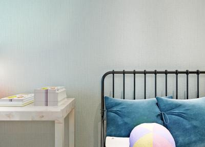 China Removable PVC Blue Color Modern Embossed Wallpaper For Bedding Room for sale