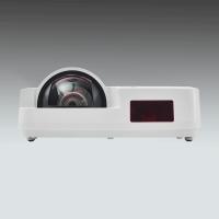 China 4000 Lumens XGA Resolution Short-Throw Projector with 3LCD Technology for Classroom Use for sale