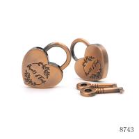 China Bronze Antique Heart Shaped Padlock 39x30.5mm Custom Love Lock OEM ODM for sale