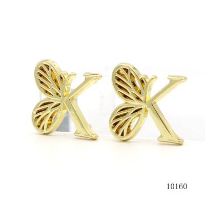 China Custom 18mm Gold Glossy Butterfly Metal Logo Tag Zinc Alloy Brand Plate for sale