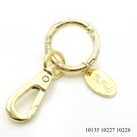 China Custom Oval Engraved Metal Key Tags 25x15mm Zinc Alloy Logo Charms Corrosion Resistant for sale