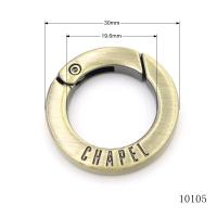 China Flat Antique Brass Carabiner 30mm O Ring Keychain With Push Gate for sale