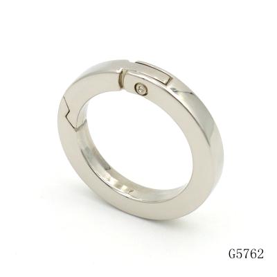 China 1 Inch Zinc Alloy Spring O Ring Square Carabiner Blank for Keychains Custom for sale