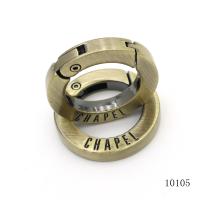China Flat Antique Brass Carabiner 30mm O Ring Keychain With Push Gate for sale