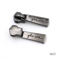 China Anti Fade Metal Zipper Puller Shiny Custom Gunmetal Zipper Pull for Bags 30 Years OEM for sale