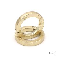 China Gold Zinc Alloy Circle Carabiner 35mm Spring Gate Ring Key Chain Accessories Custom Logo for sale