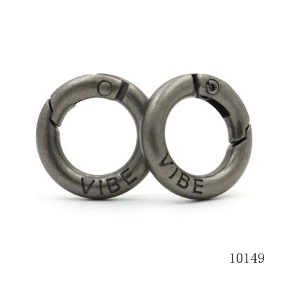 China Custom Engraved Round Spring Carabiner Ring 25mm for Handbag Keychain Decorative for sale