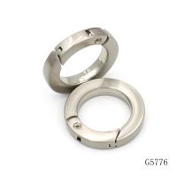 China 30mm Flat Metal O Ring Snap Clasp Key Chain Accessories Zinc Alloy OEM ODM for sale