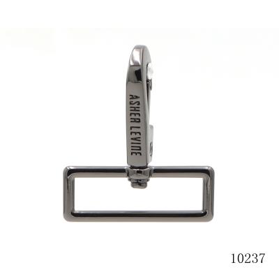 China Gunmetal Swivel Snap Hook 38mm Heavy Duty Zinc Alloy with Custom Logo Engraved for Bag Straps for sale