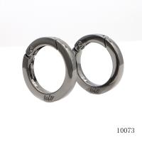 China Gold Black Gunmetal Spring O Ring Flat Circle Carabiner Clip 25mm Custom Logo for sale