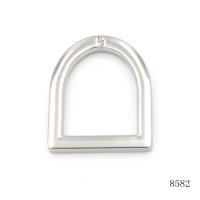 China 26mm Polished Shiny Metal D Ring with Engraved Brand Logo Solid Die Cast D Ring for Leather Bag and Pet Collar for sale